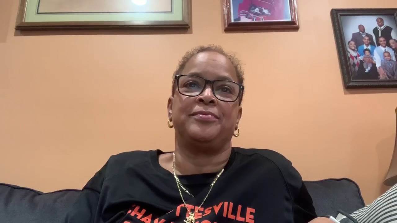 Ms. Sharon says hello ! - YouTube