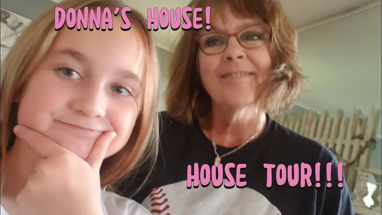 quick house tour of Donna's house!!!!!!!! - YouTube