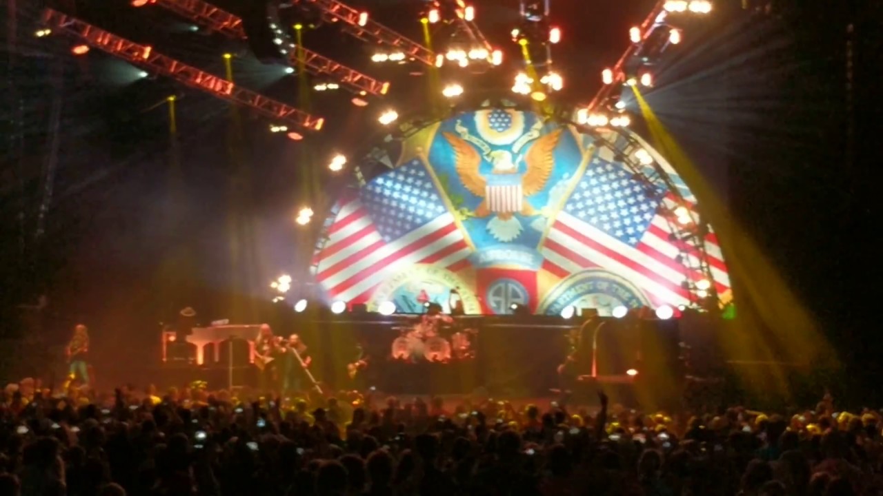 Lynyrd Skynyrd Simple Man Live in Houston TX 2018 - YouTube