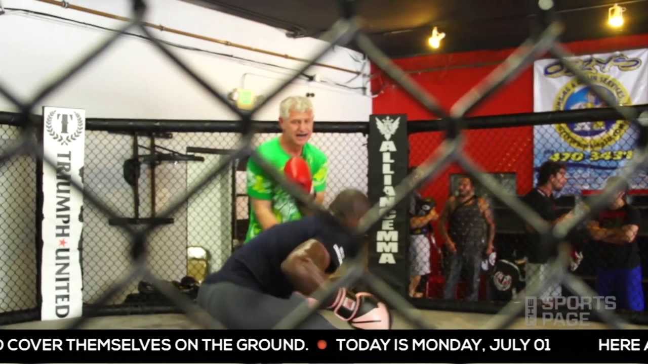Kevin Acee goes in the octagon with MMA fighter, Phil Davis - YouTube