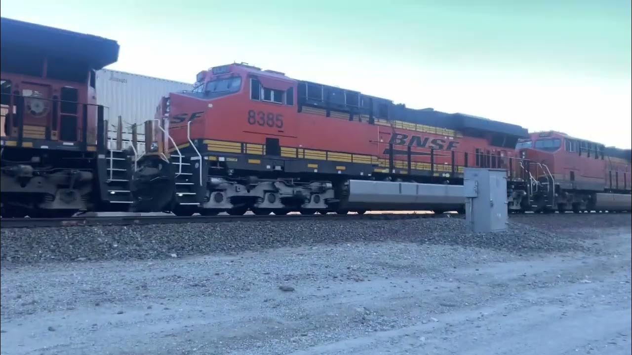 Watching trains in the Cajon Pass summit on Wednesday, December 4, 2024. - YouTube