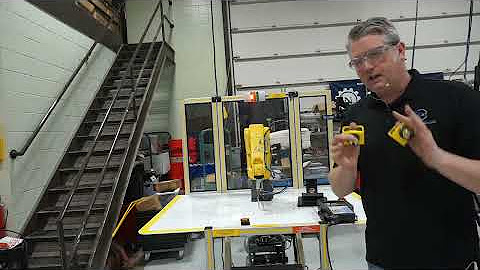 Fanuc Robot Programming - YouTube