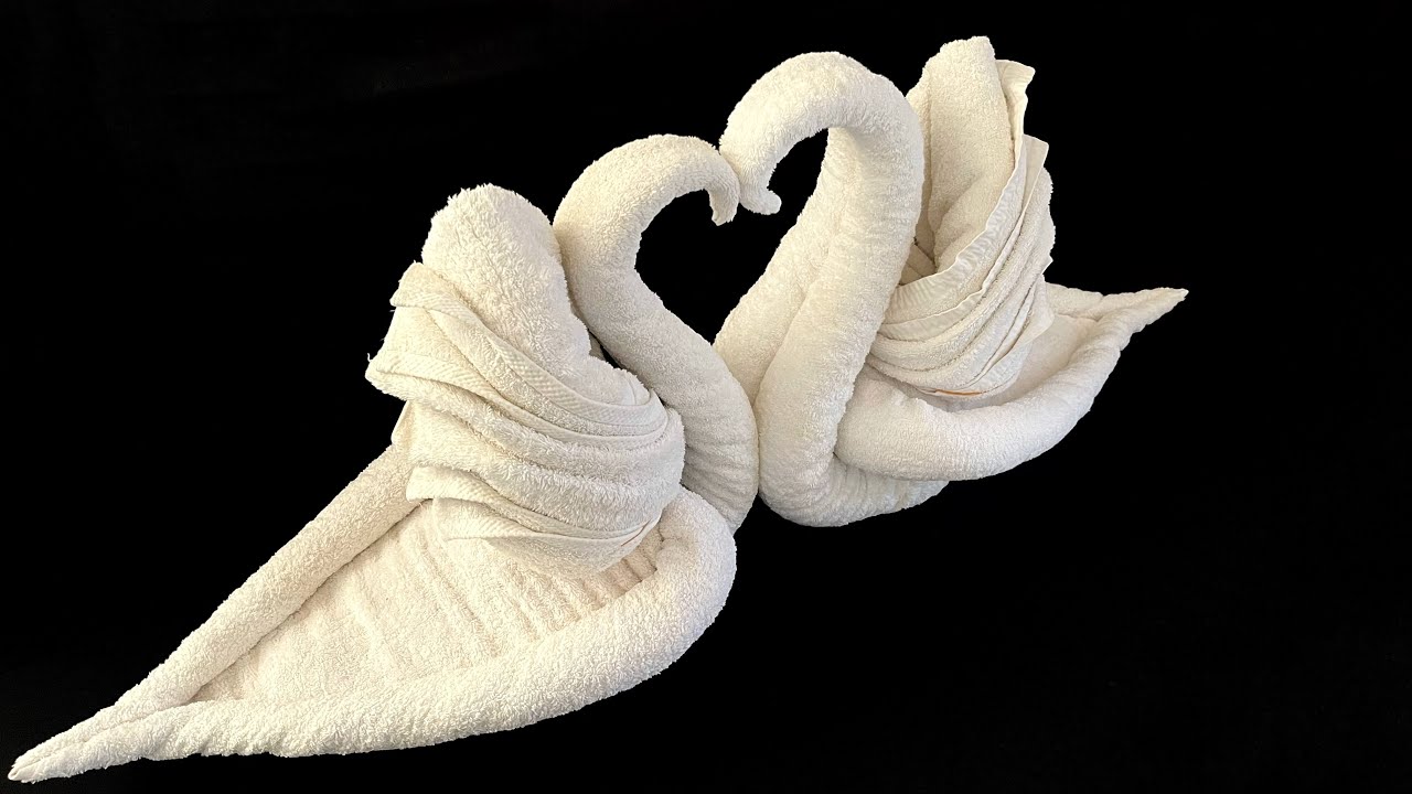 TOWEL FOLDING SWAN EASY TUTORIAL - TOWEL ART / TOWEL ORIGAMI / TOWEL ...
