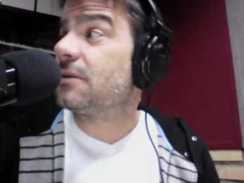 2012/02/07 Iván Loscher sorprende en cabina para celebrar aniversario ...