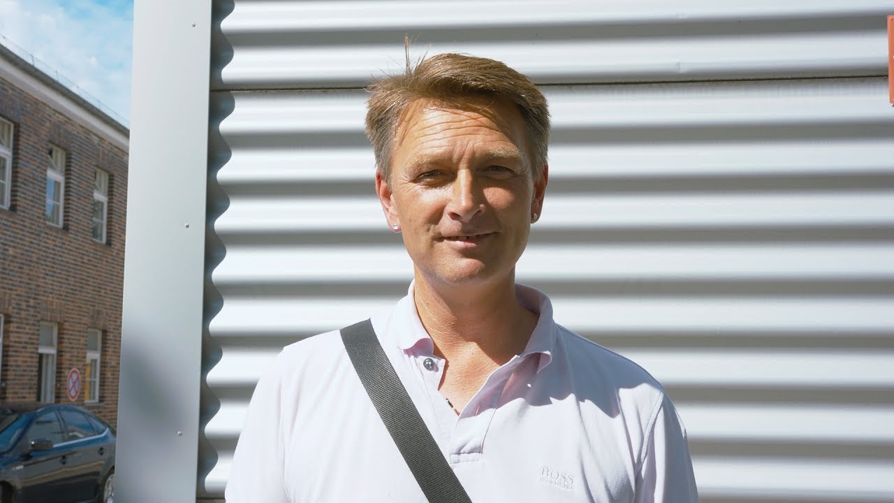 Michael Leppert, Maler und Contorion-Kunde - YouTube