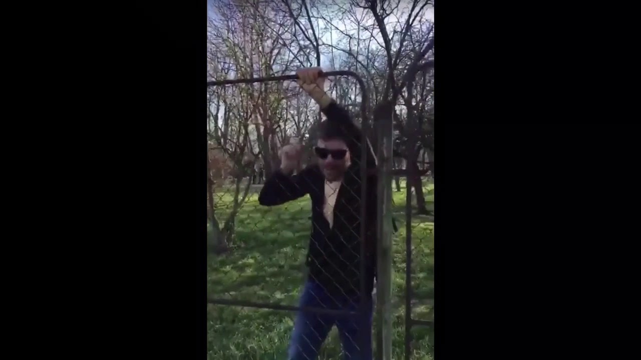 Smecher de România - Generația noua ( Șmecher cu parfum de dama ) - YouTube