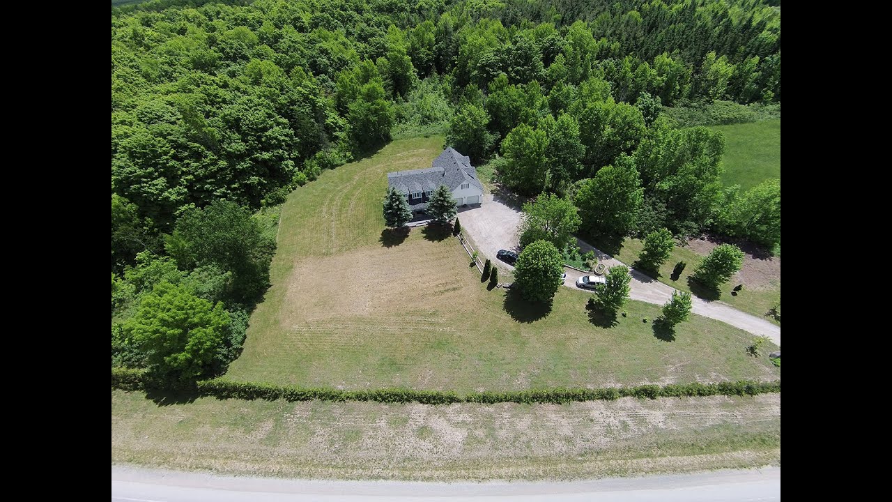 403 Moonstone Rd E Video Tour NB - YouTube