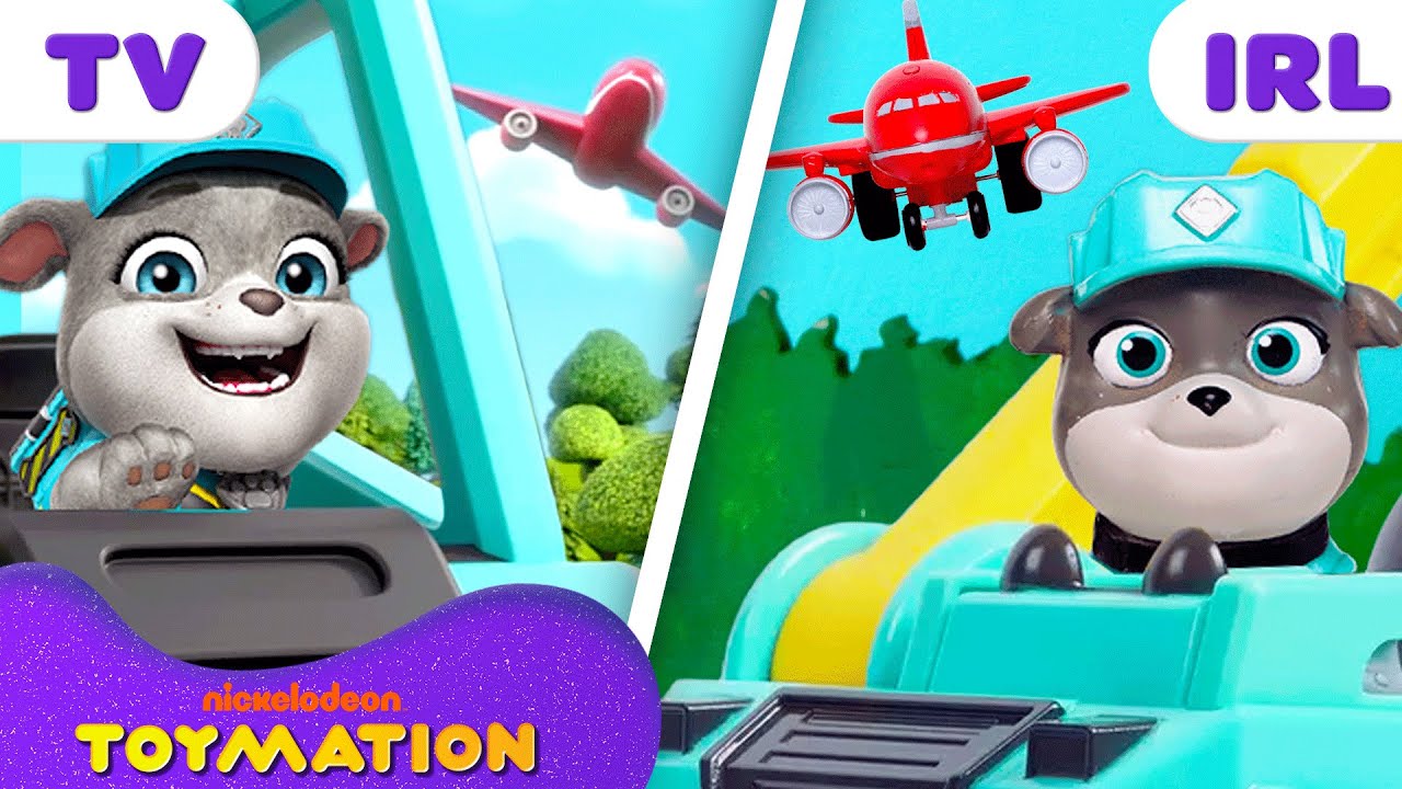 Rubble & Crew Toys Build an AIRPLANE Runway! 🛬 | Toymation - YouTube