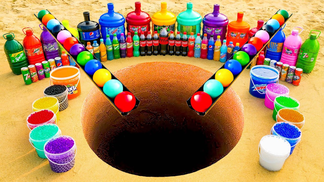 Balls Run Race vs Giant Mtn Dew, Fanta, Monster, Pepsi, Orbeez, Coca ...