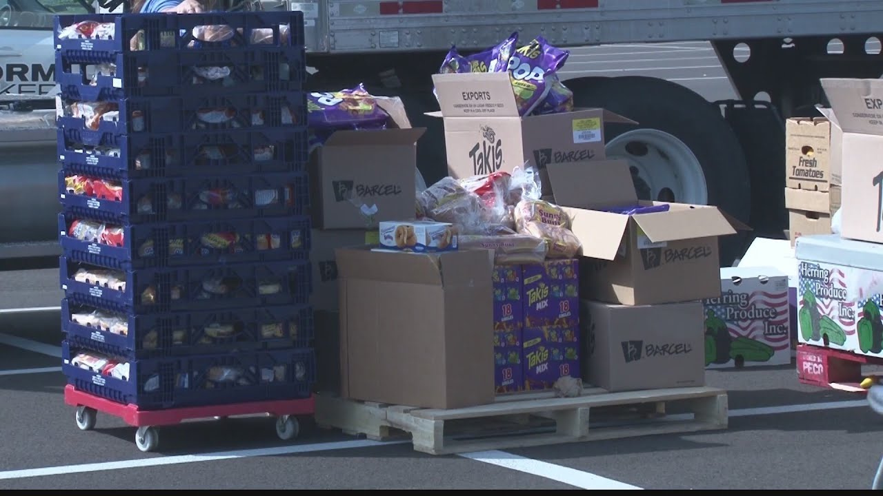 Two Local Organizations come together for Mobile Food Pantry - YouTube