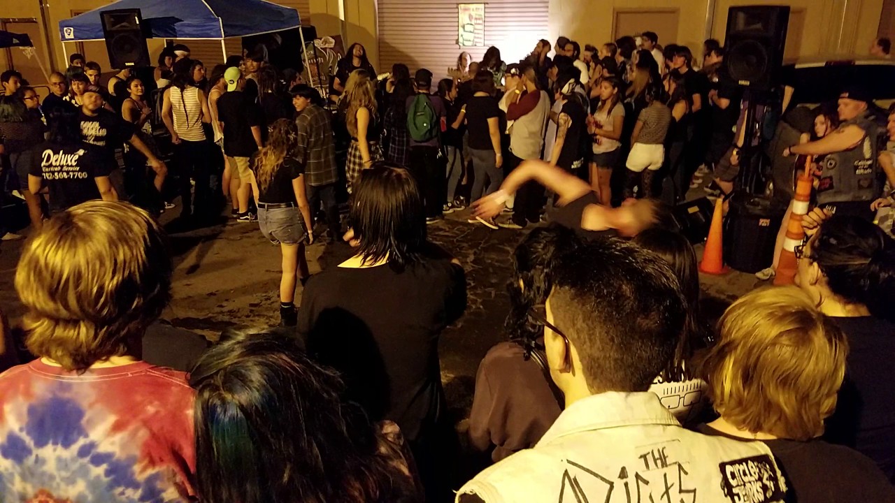 CONGA LINE! - YouTube