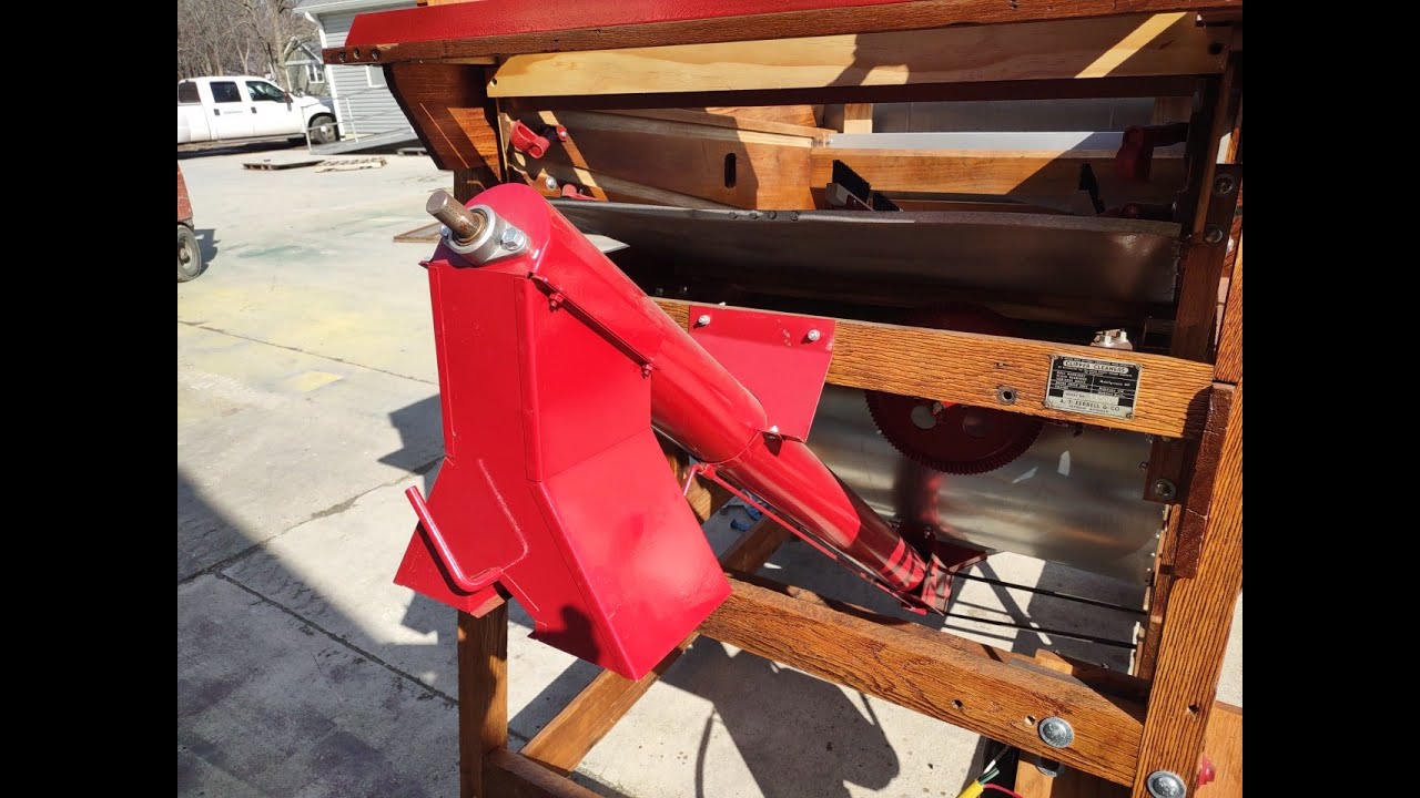 Clipper 27 Auger Kit and Step Pulley Kit - YouTube