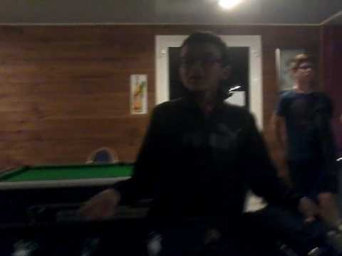 Le défi de loup Rude vs Enzo - YouTube