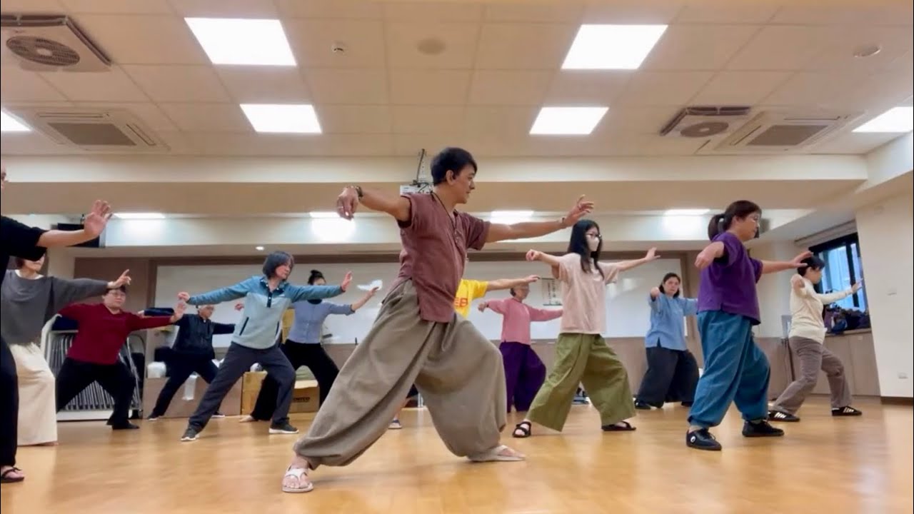 2025/2/4 Sean 楊氏太極拳進階班 - YouTube