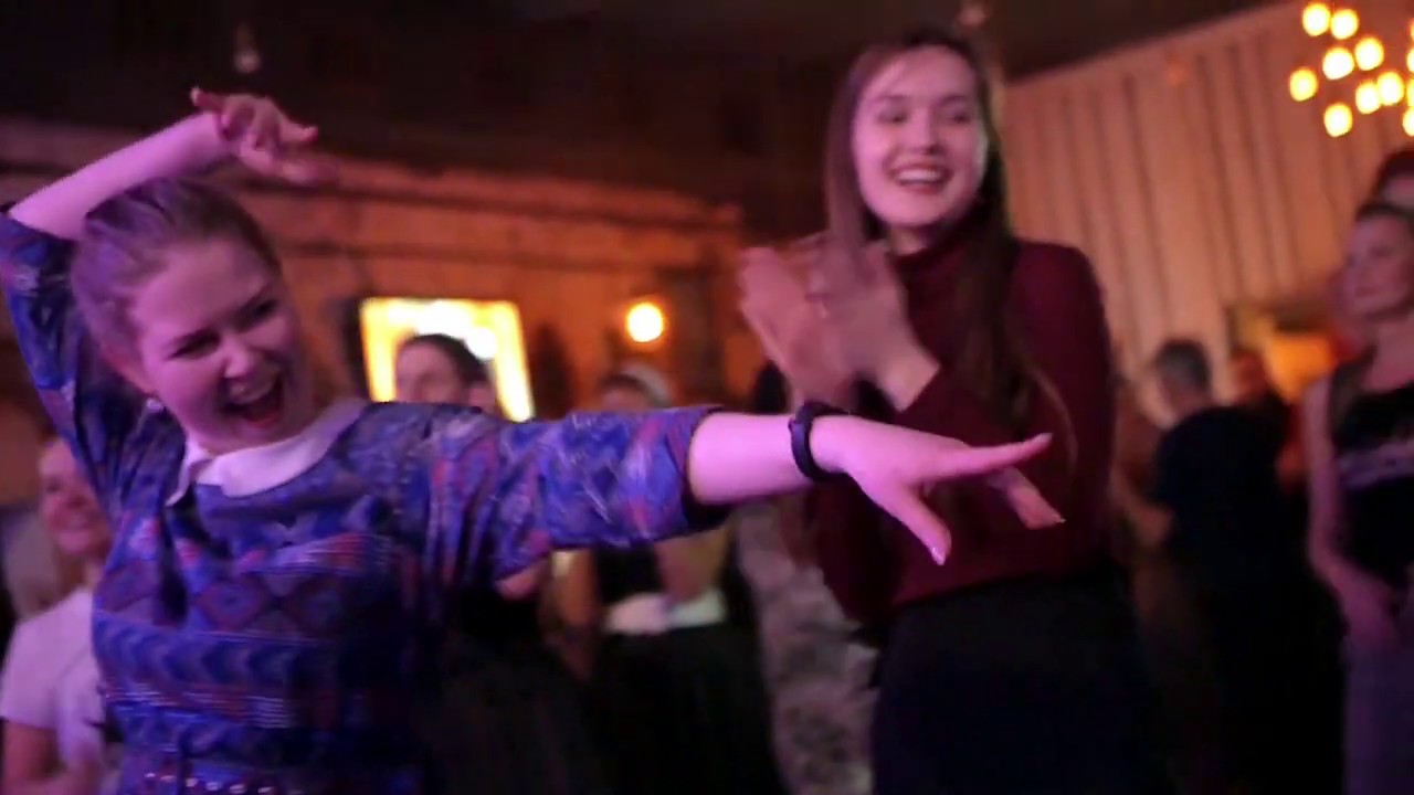 Girls dance rockabilly stroll! / All Shook Up — Old School Cats - YouTube