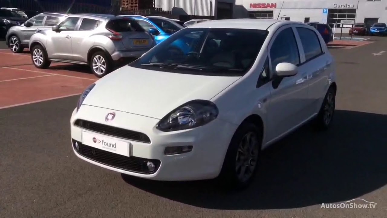 FIAT PUNTO EASY PLUS WHITE 2018 - YouTube
