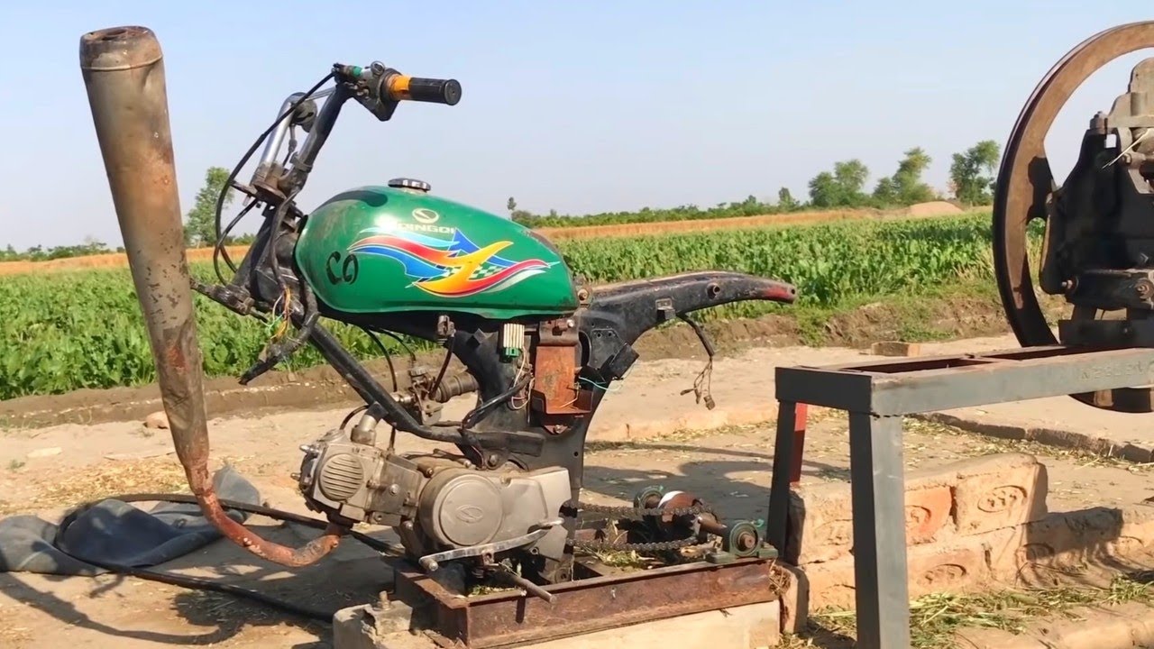 Smart Home Technology Chaff cutter Machine on Rickshaw bike engine ...