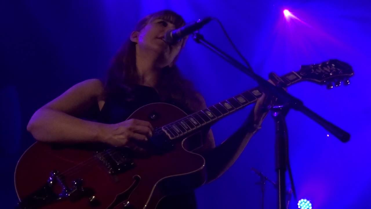 "Pallid Eyes", Emily Jane White - Bruxelles, Mai 2016 - YouTube