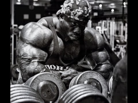 Bodybuilding Motivation - Don't pray for easy life (MuscleFactory)
