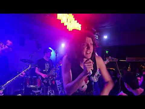 DEAN KLOOGE- Tu Mă Iubești[Doar Când Ești Beată] (live at Machines Cluj RO apr2025)