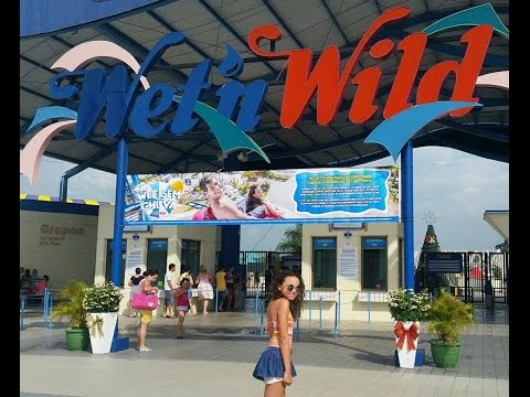 Muita Diversão no Parque Aquático Wet'n Wild