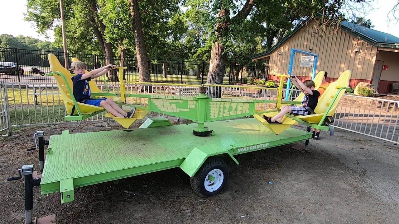 Wizzer Manually Powered Spinning Ride Kiddie Park Full Ride Through 06 ...