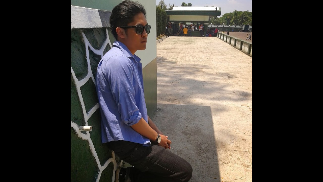 Aditya rian wibowo Live Stream - YouTube