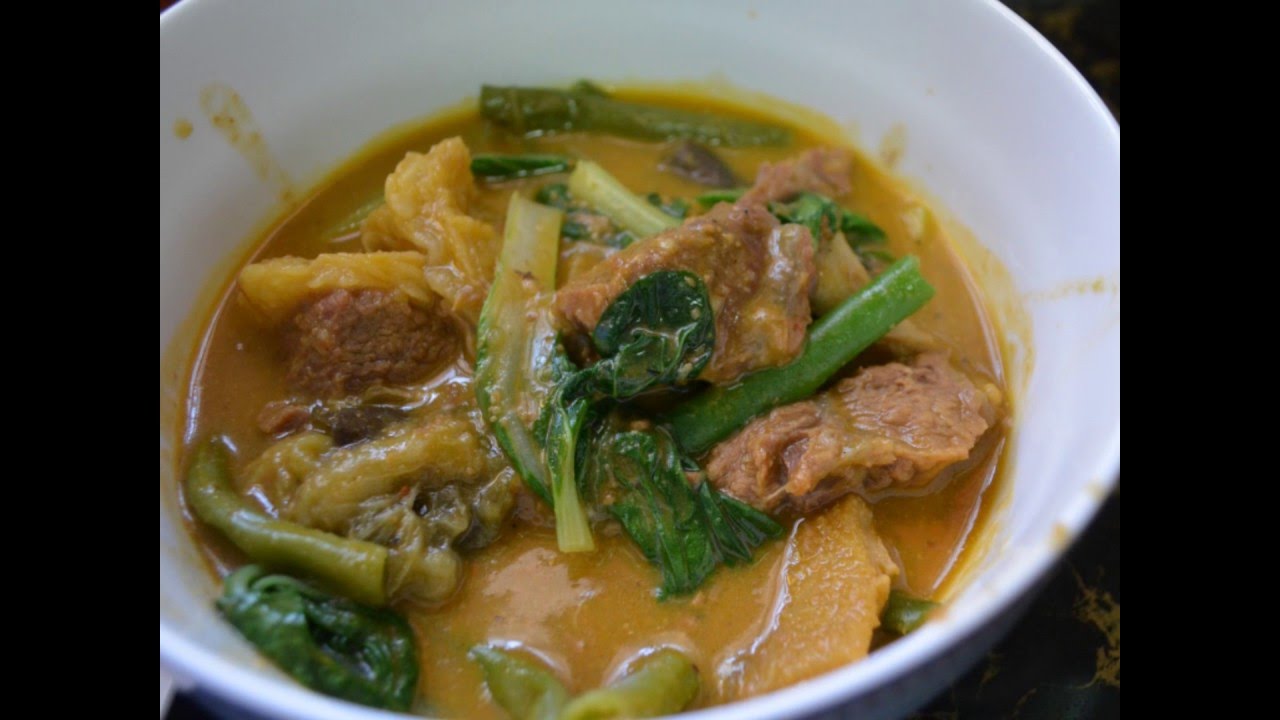 Filipino Dish: BEEF KARE-KARE and BAGOONG ALAMANG - YouTube