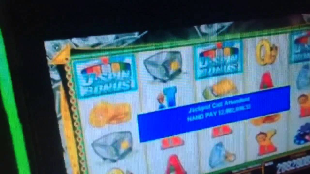 Epic Non fail $2.8 million slot machine pull - YouTube