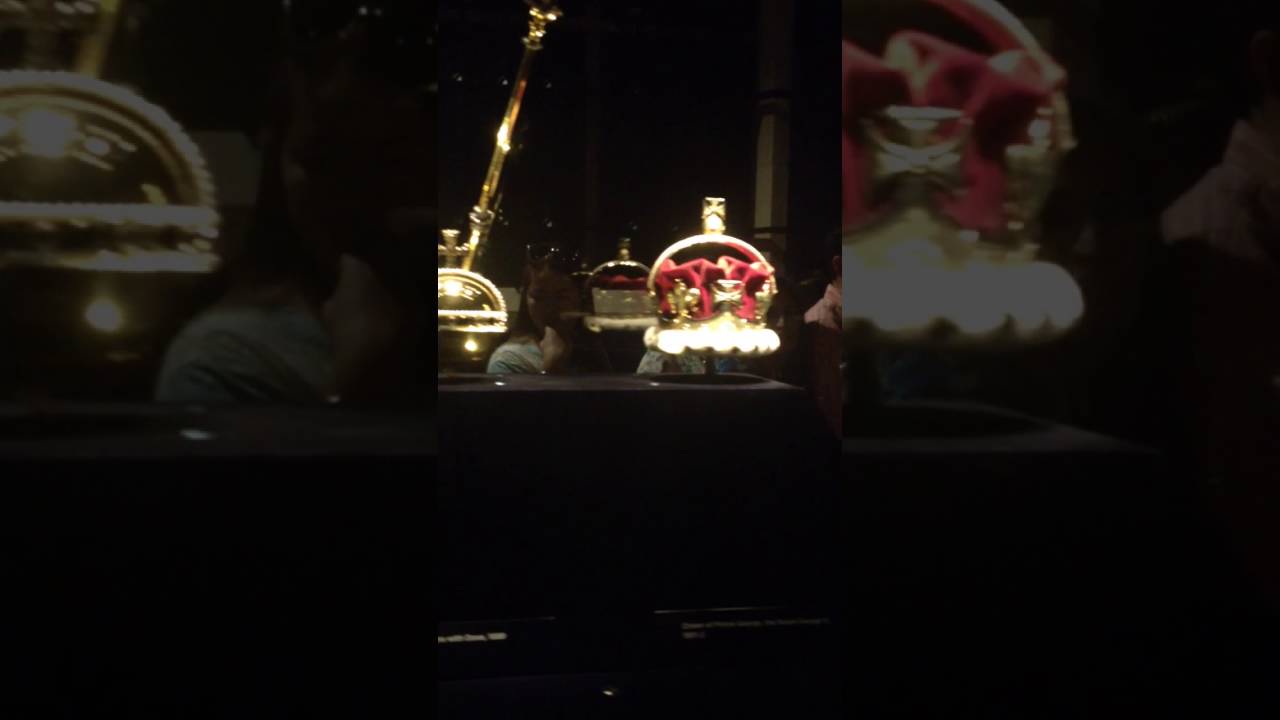 Crown Jewels (Tower of London) - YouTube