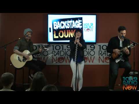 Carly Rae Jepsen- Tonight I'm Getting Over You (Acoustic)