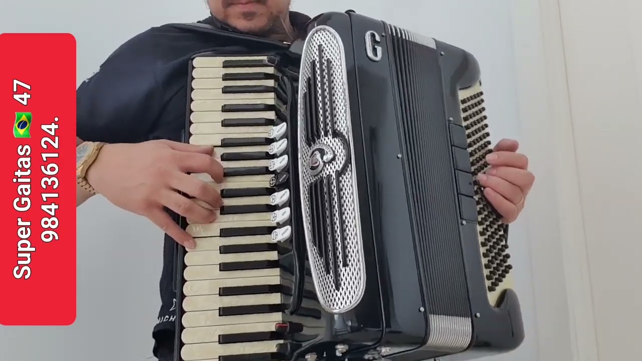 📣À venda: Acordeon Giulietti MF74 - YouTube