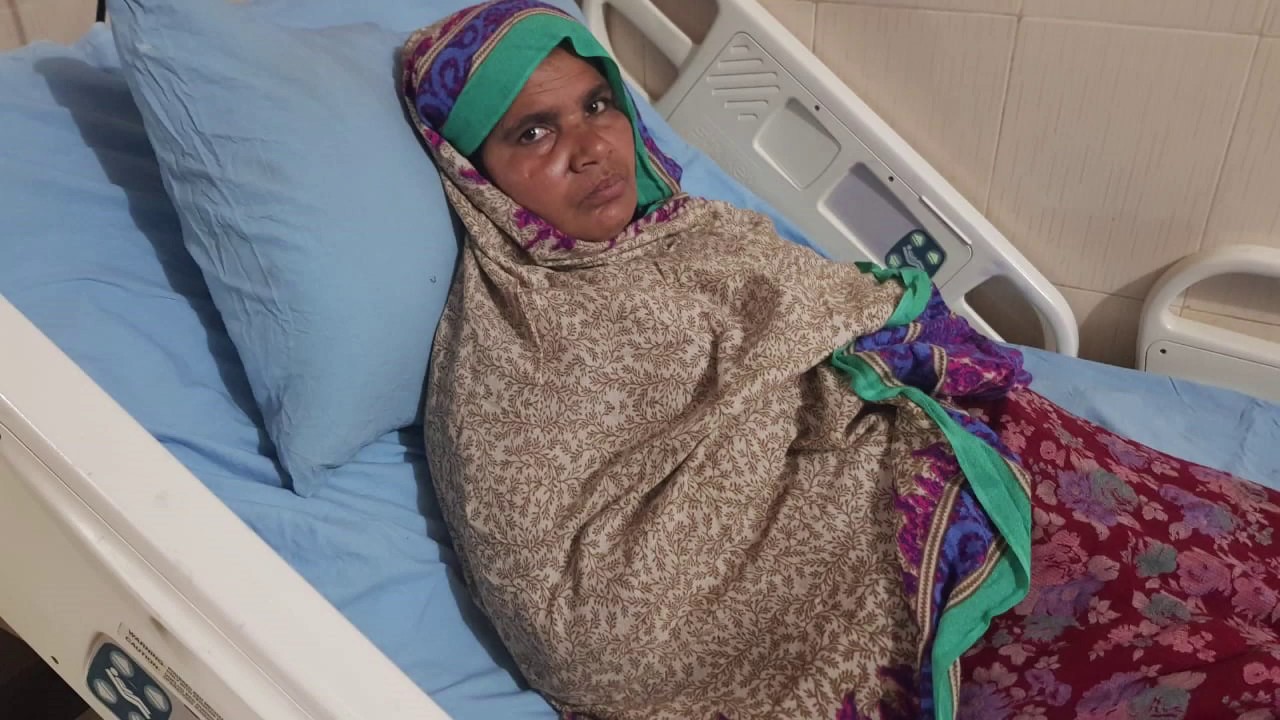 Shamim bibi's Success Story | Nephrolithotomy - YouTube