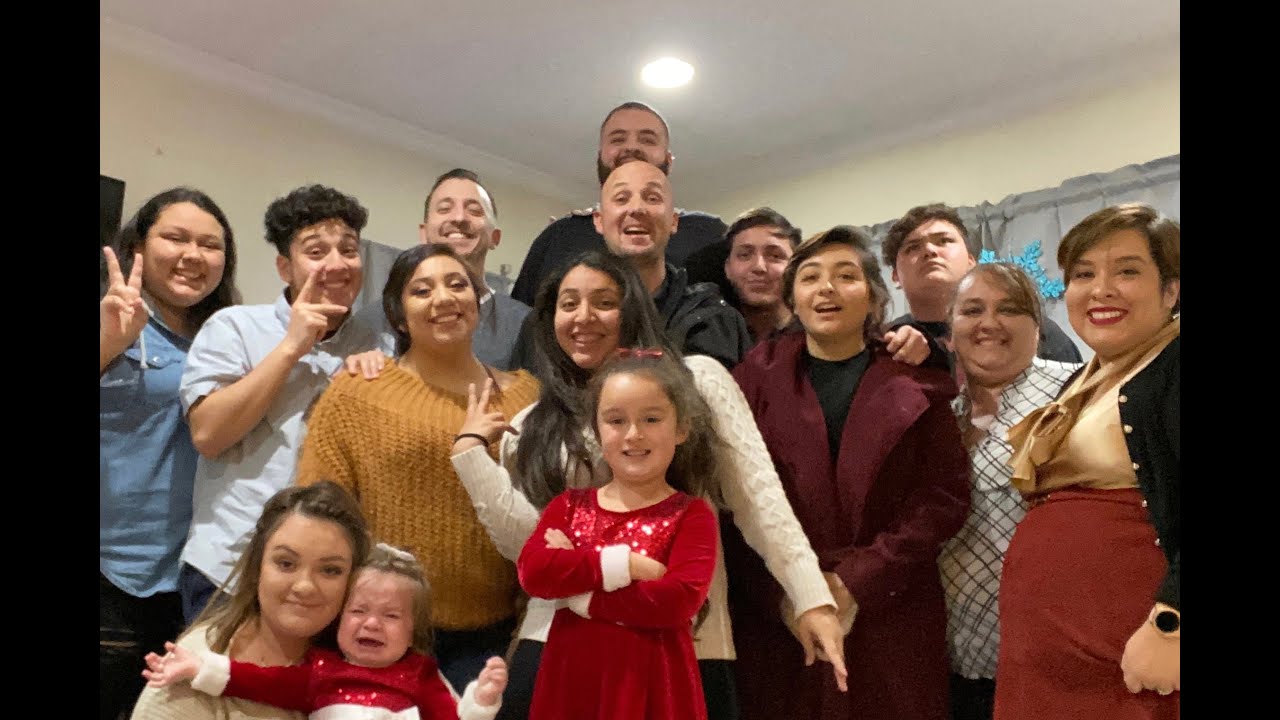 Crazy Family Christmas 2019 - YouTube