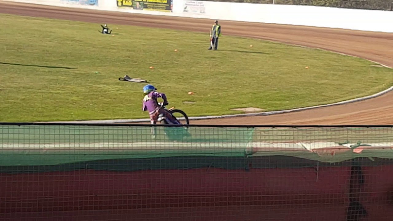 On the 500 at Redcar speedway - YouTube