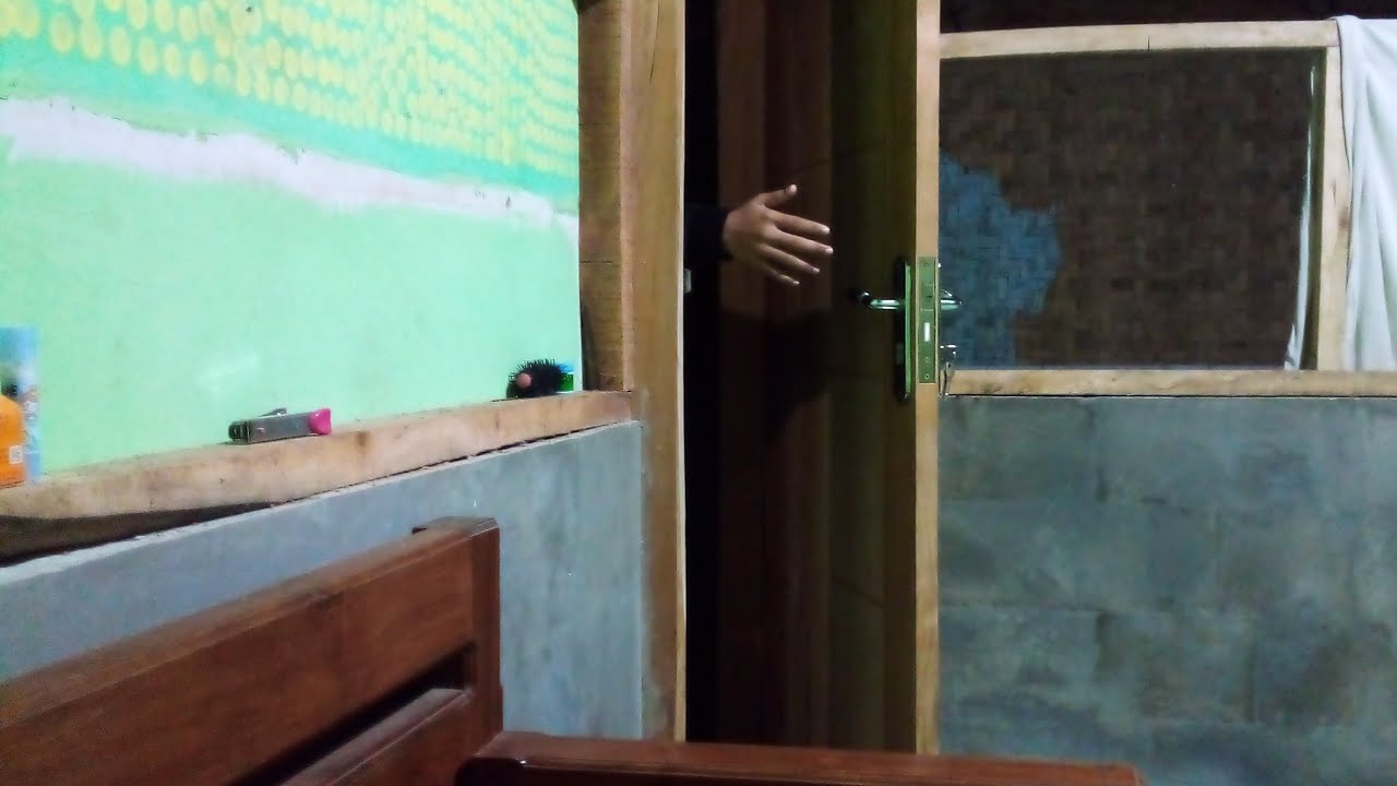 CIRI ISTRI TETANGGA MINTA SELINGKUH - YouTube