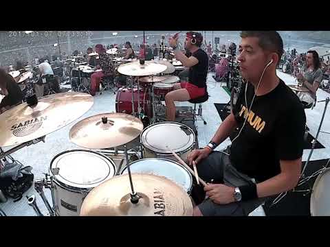 smells like teen spirit Nirvana Rockin'1000 au Stade de France