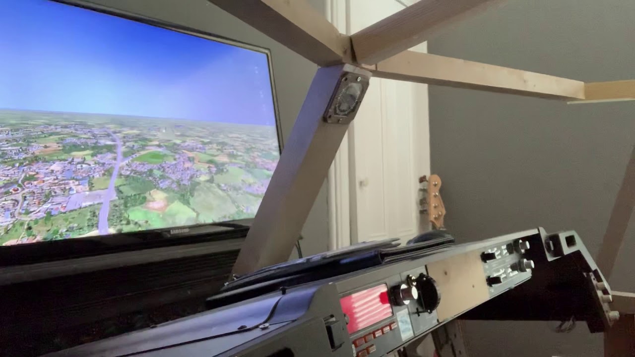 747-400 - First Landing in the simulator - YouTube