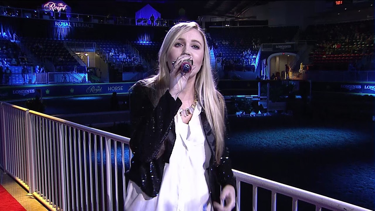 Elyse Saunders - RISE (Live at The Royal Winter Fair 2017) - YouTube