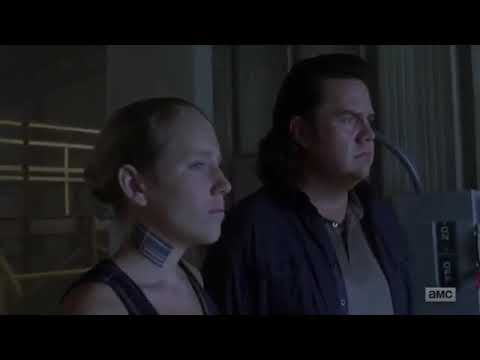 laura twd - YouTube