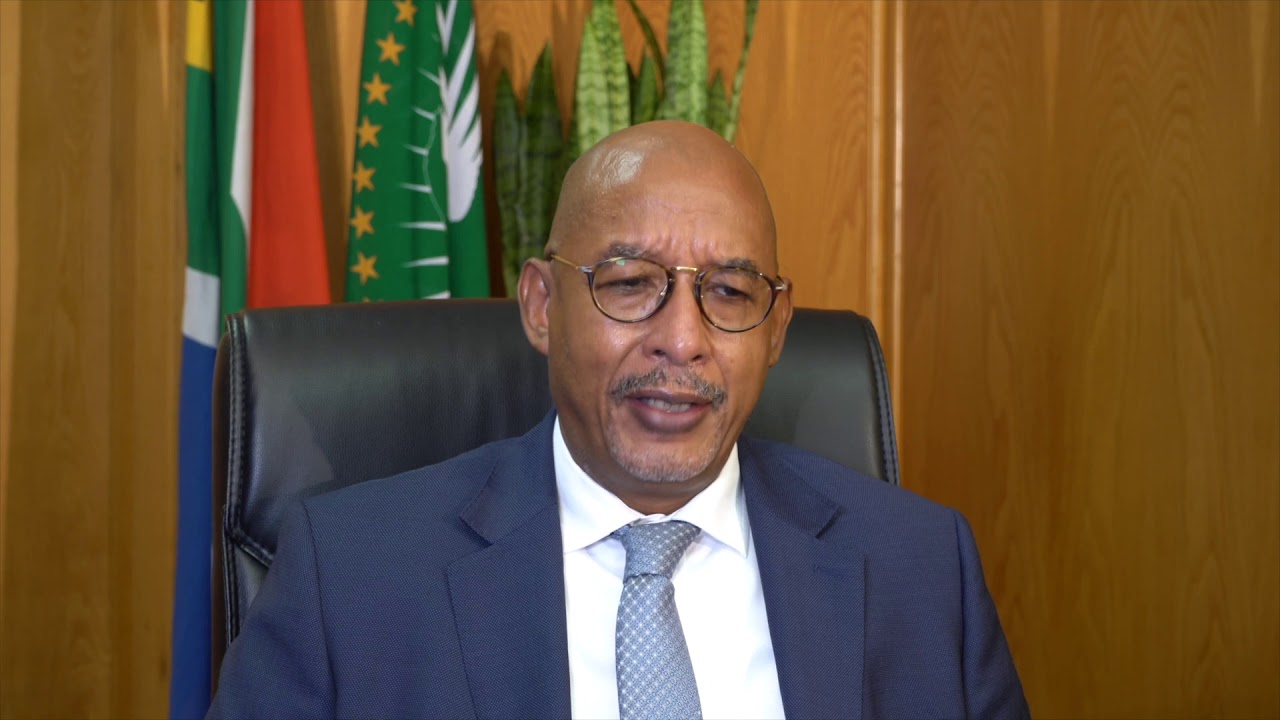 #foodeshow H.E. Dr. Ibrahim Assane Mayaki is the CEO of the African ...
