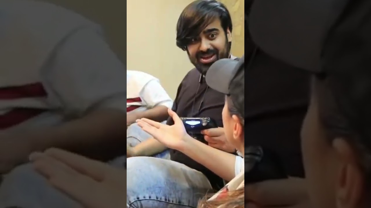 When you're the only girl in the group 🤣ft @Simran Dhanwani @ashish chanchlani vines - YouTube