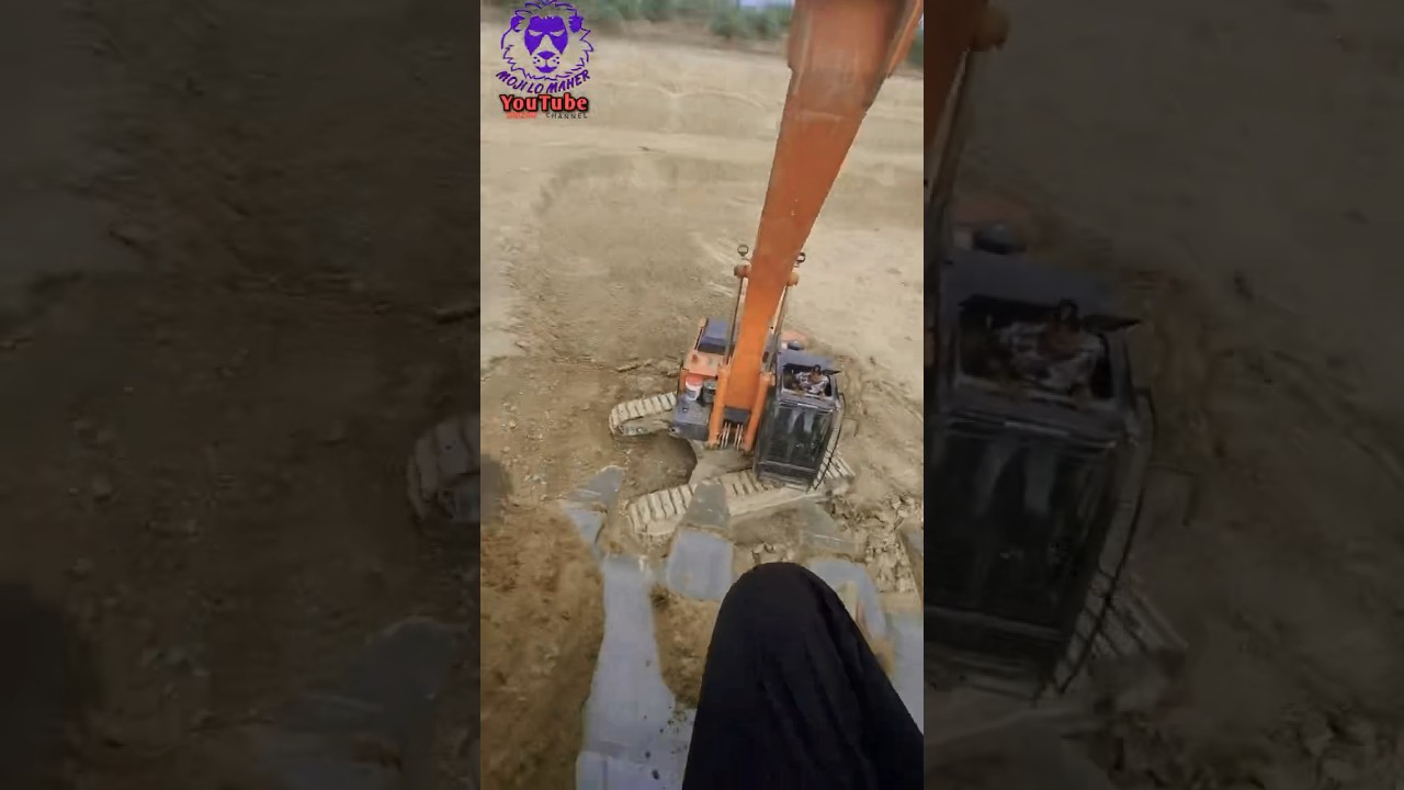 JCB Excavator Stunt #crane #dojer #dozer #excavator #jcb #machine # ...