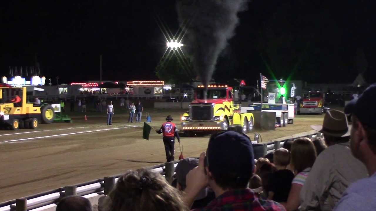 Tractor Pull Pro Stock Semi "Down N Out" - YouTube