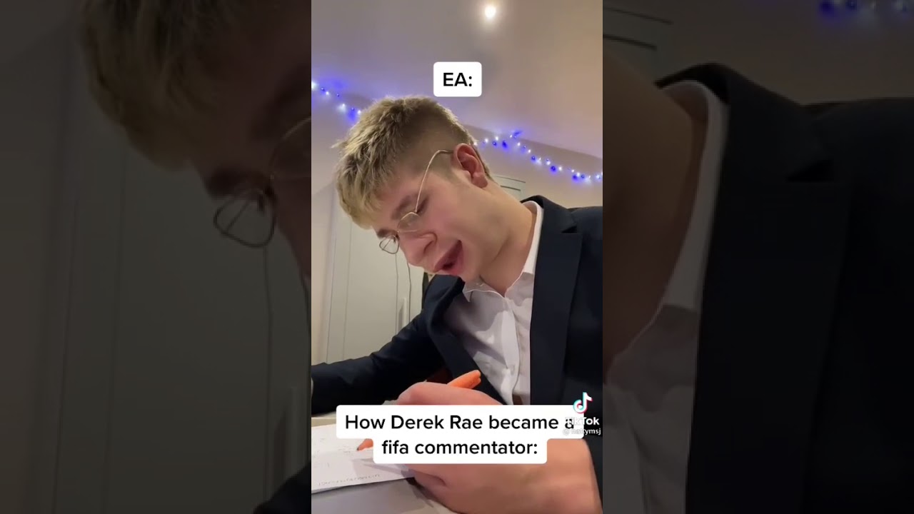 How Derek Rae became a FIFA commentator - YouTube