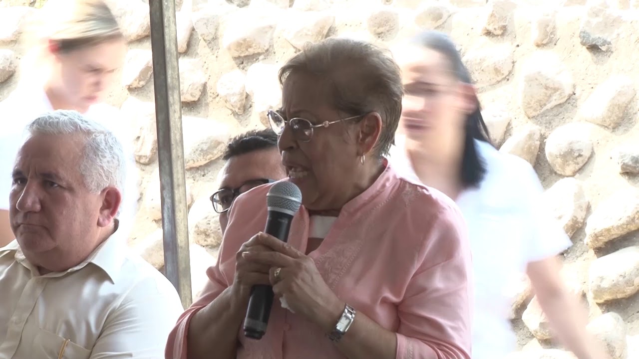 Directora del Proyecto Arqueológico La Campana, Ana María Jarquin ...