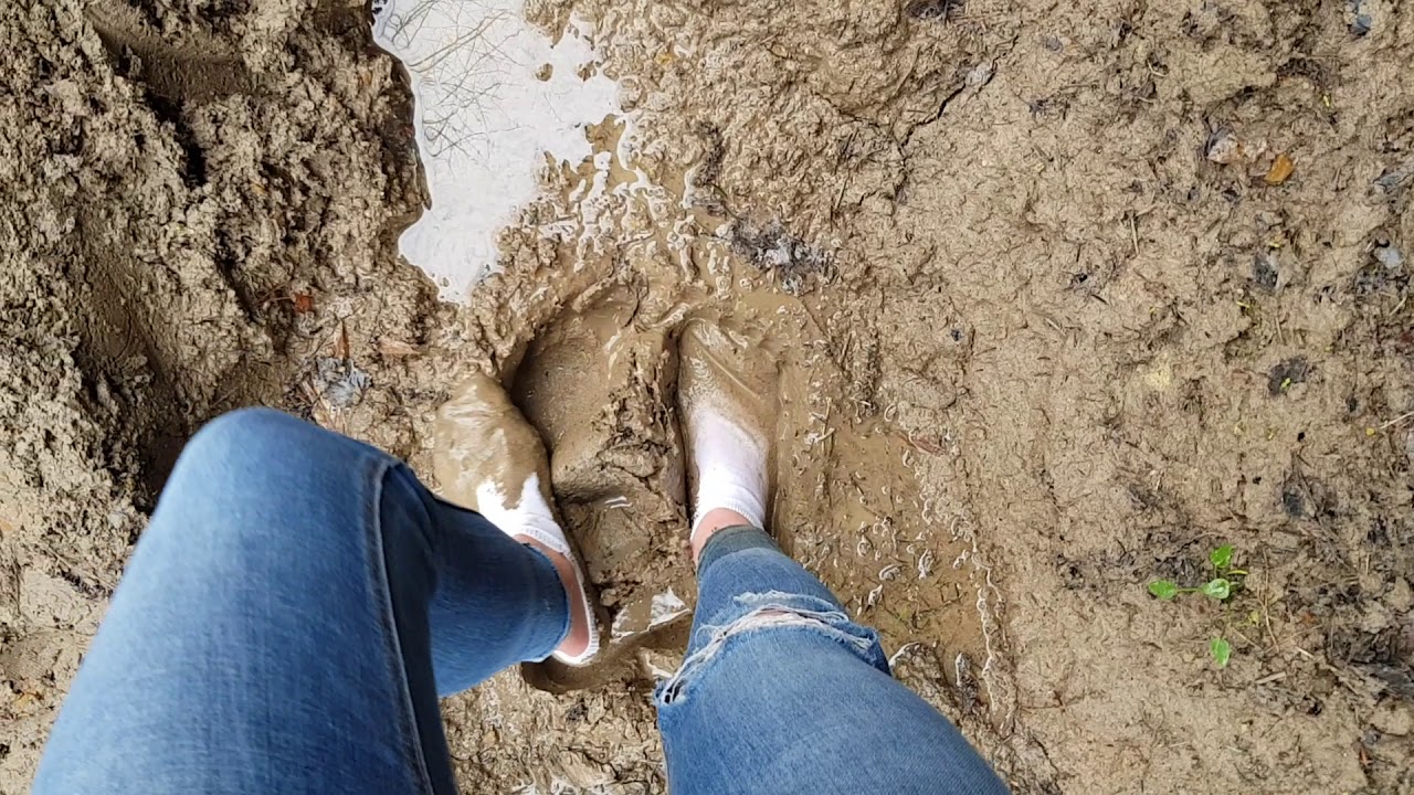 Socks mud / dirty socks - YouTube