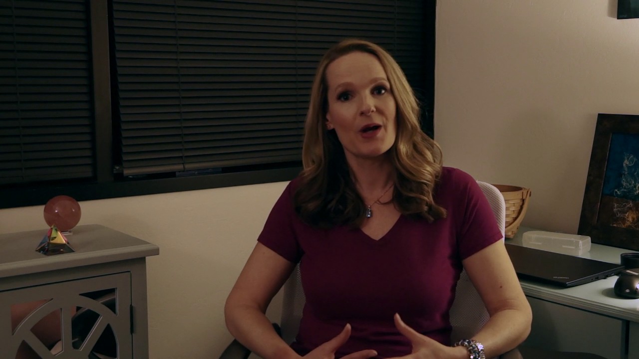 What is hypnotherapy and how does it work? - YouTube