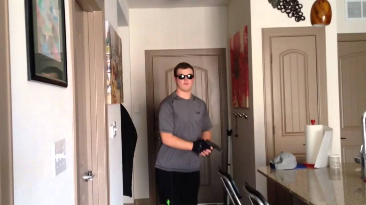 The overprotective movie - YouTube