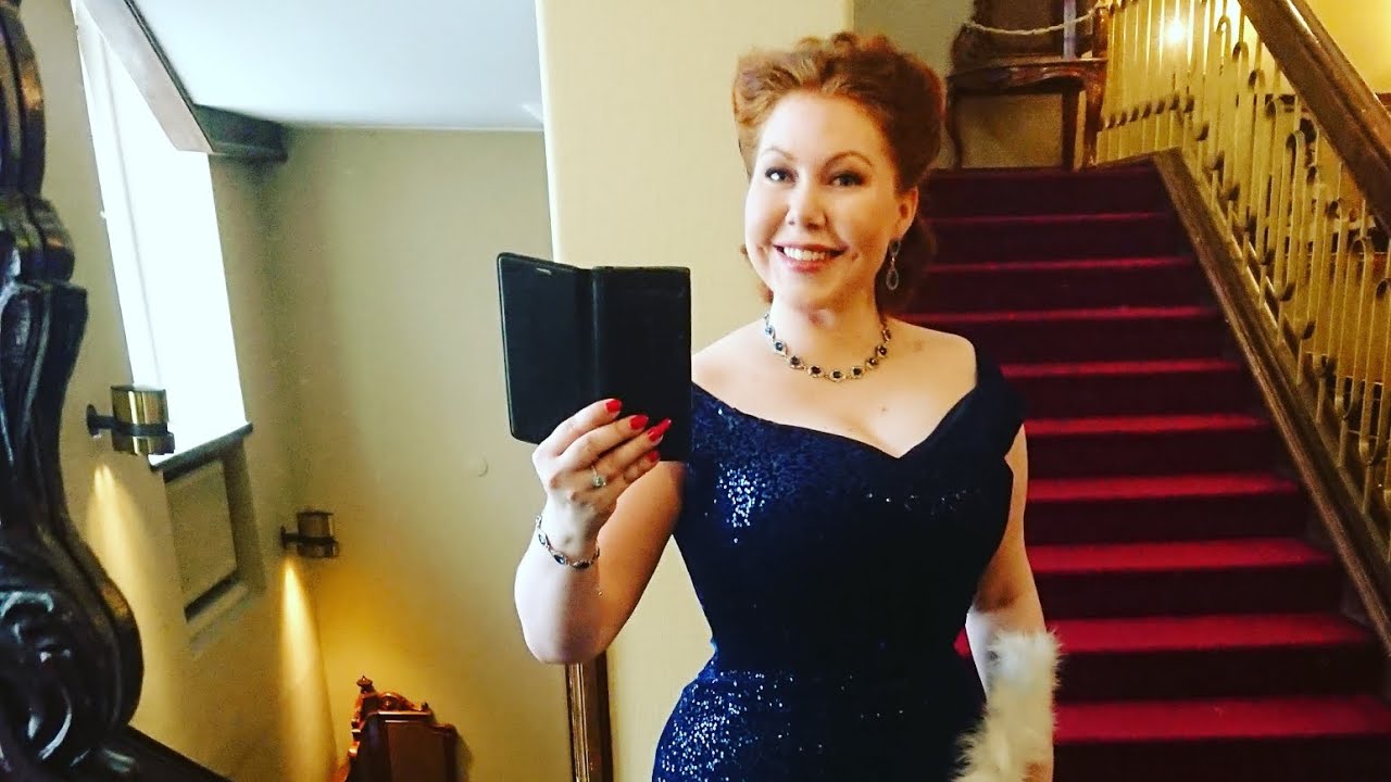 Lasi Shampanjaa - Laura Liikanen - YouTube